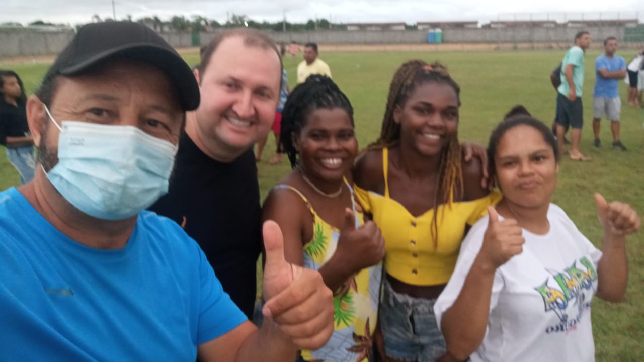 Juncado e Juerana B comemoram os títulos no Campeonato de Futebol de ...